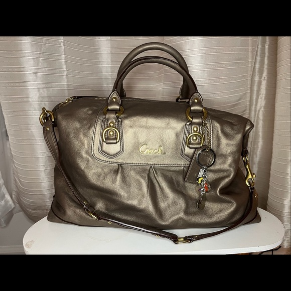 Coach | Bags | Coach Gold Purse | Poshmark